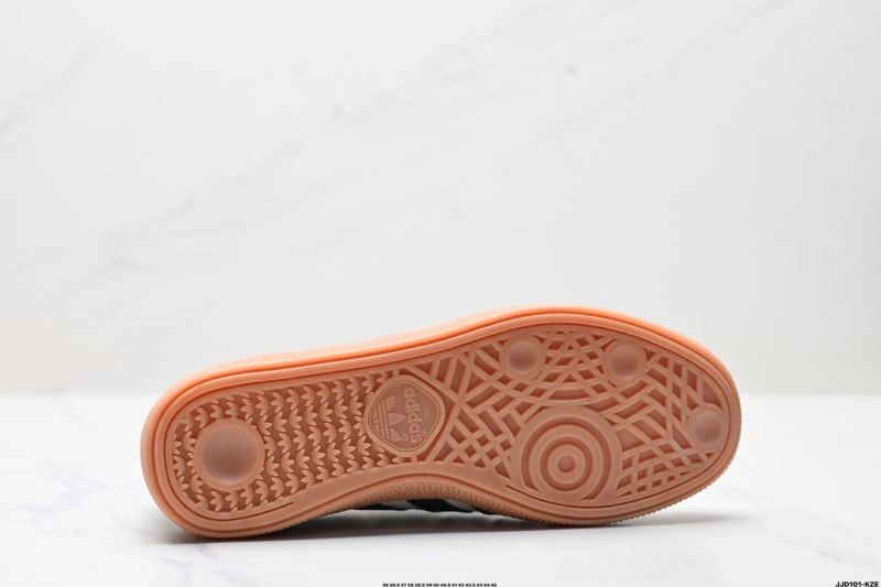 Low-cost Adidas Handball Shoes
