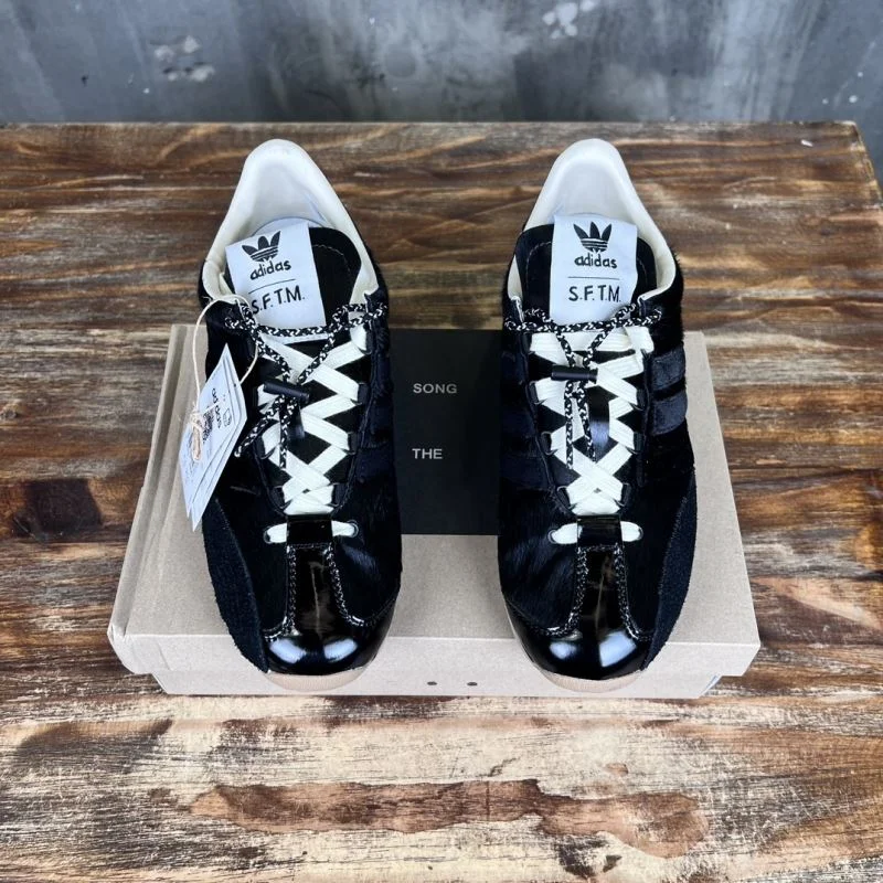 Exact replica Adidas Other Shoes