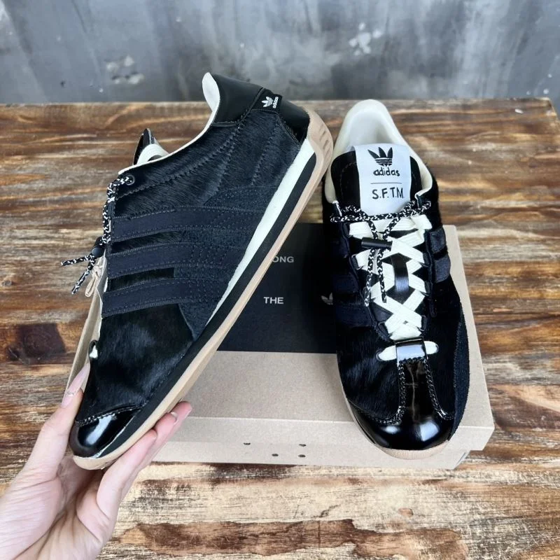 Exact replica Adidas Other Shoes