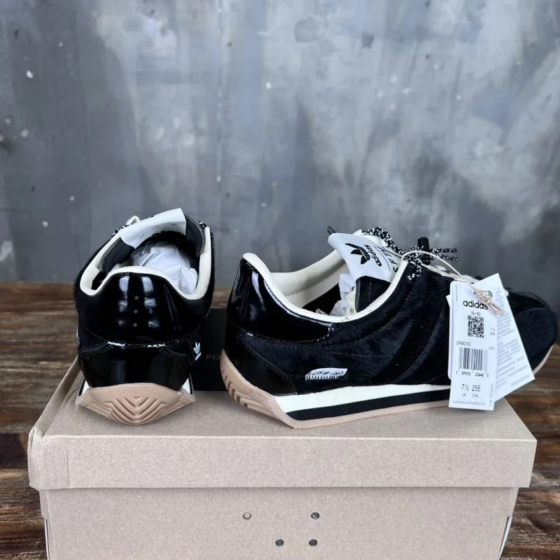 Exact replica Adidas Other Shoes