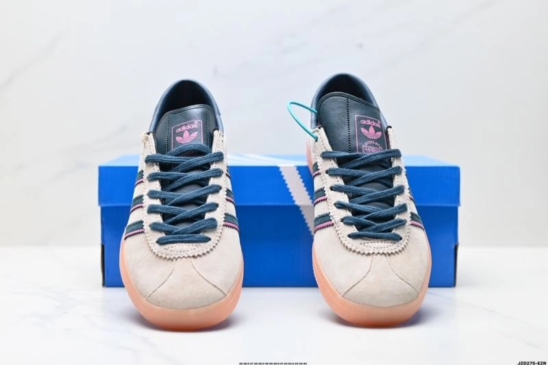 Top mirror Adidas Other Shoes