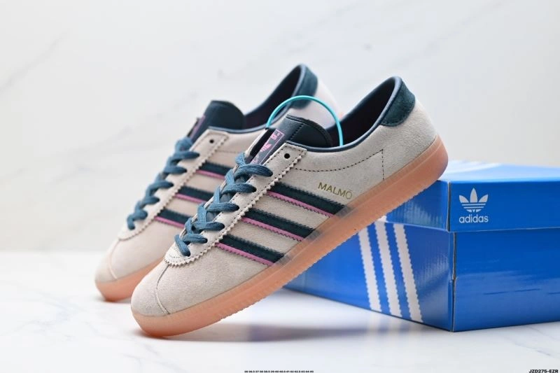 Top mirror Adidas Other Shoes