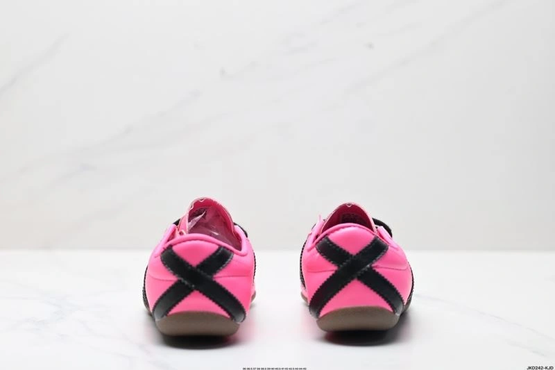 Bargain Adidas Other Shoes