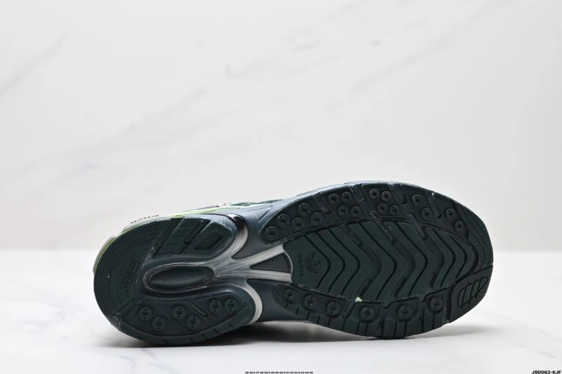Top mirror Adidas Other Shoes