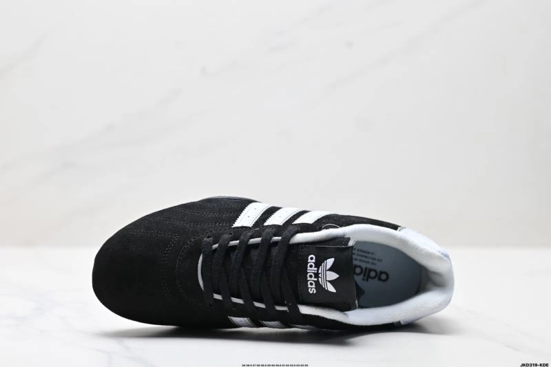 Top mirror Adidas Other Shoes