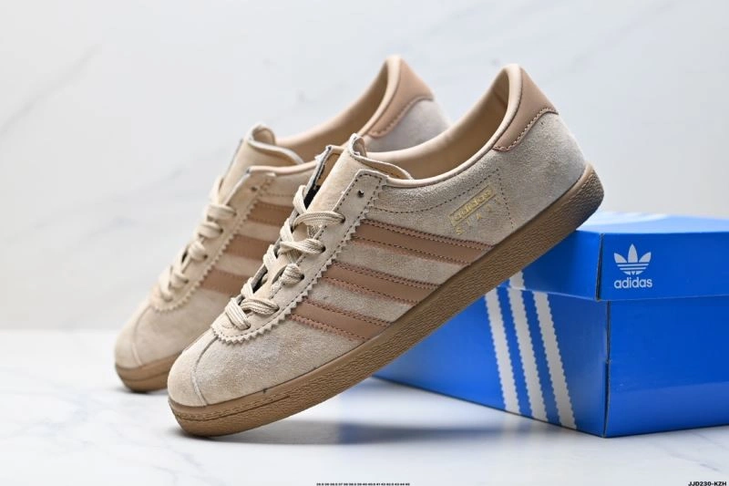 High fidelity Adidas Other Shoes