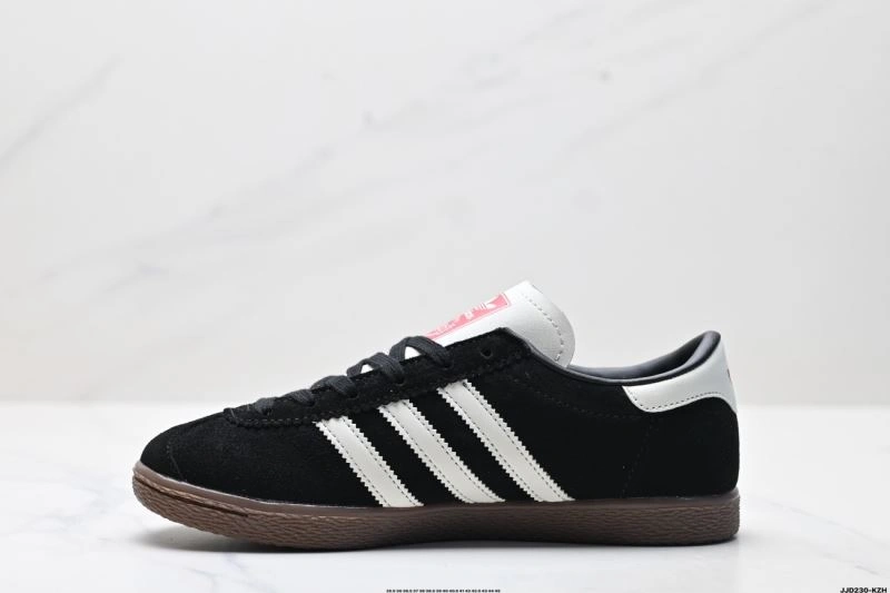 Top mirror Adidas Other Shoes