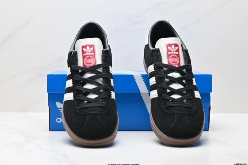 Top mirror Adidas Other Shoes