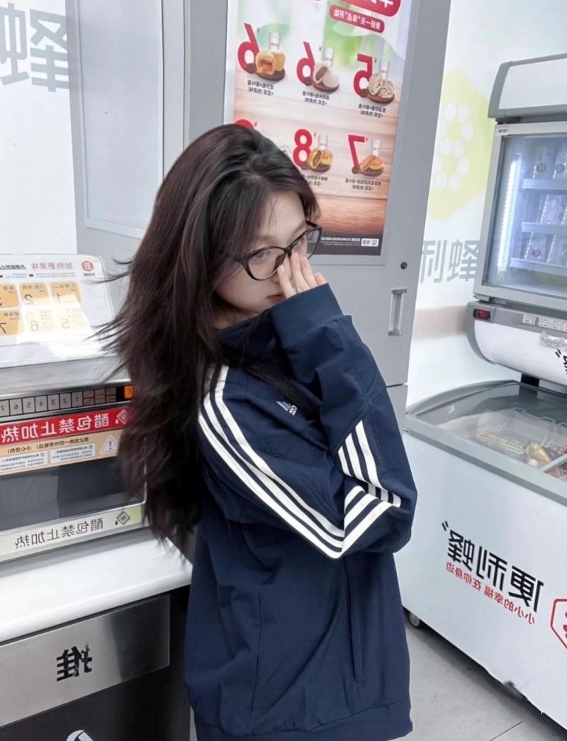 High accuracy Adidas Outwear