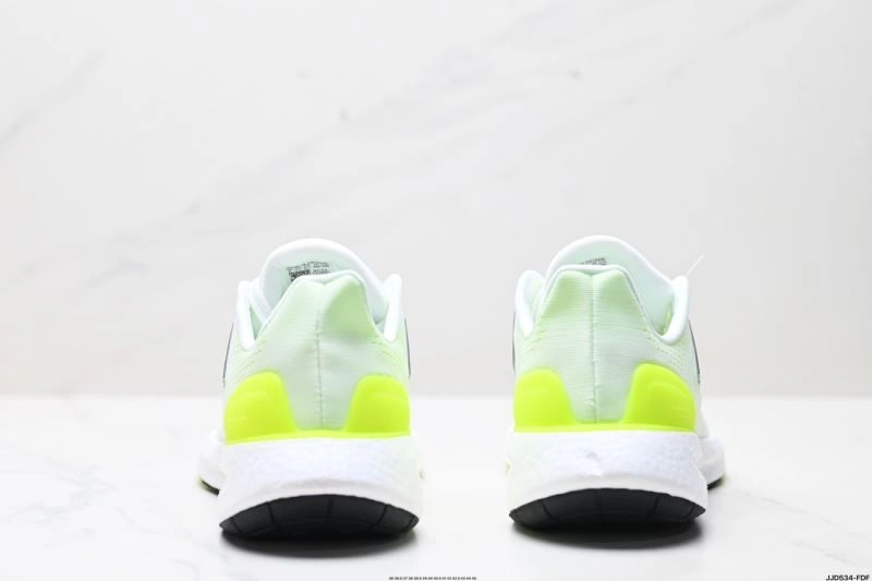 Top mirror Adidas Pure Boost Shoes