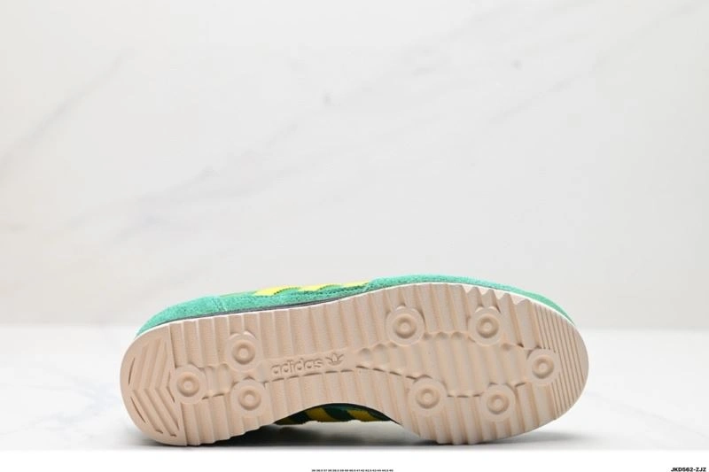Precise copy Adidas SL Shoes