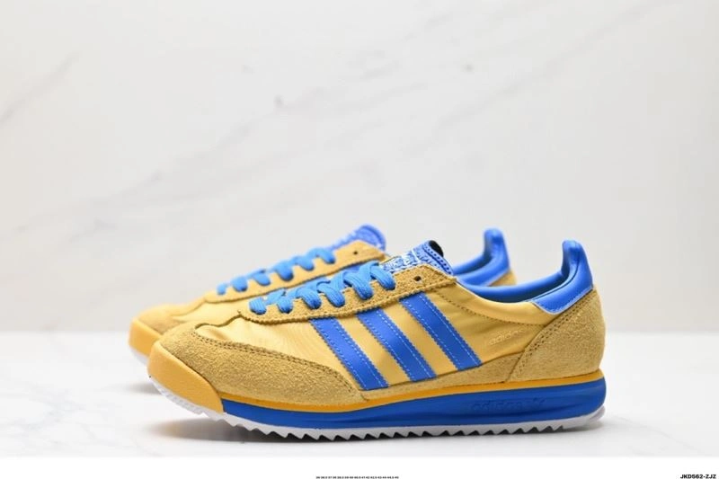Mirror quality Adidas SL Shoes