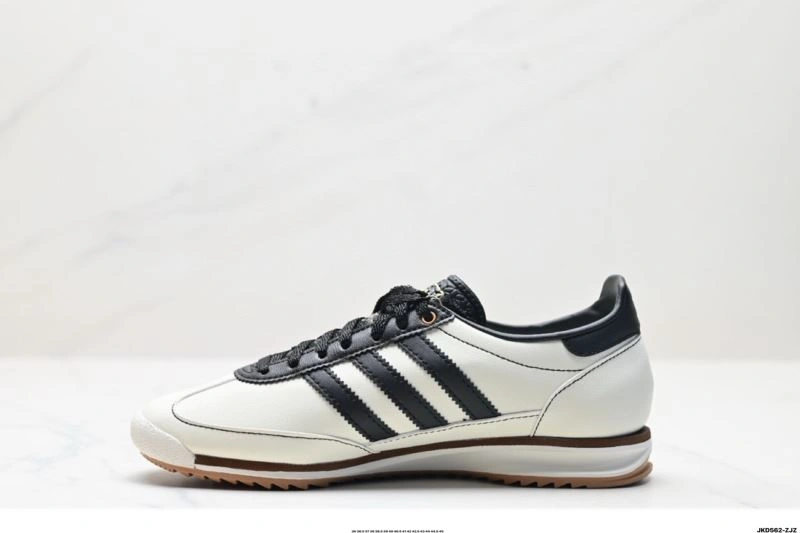 Precise copy Adidas SL Shoes