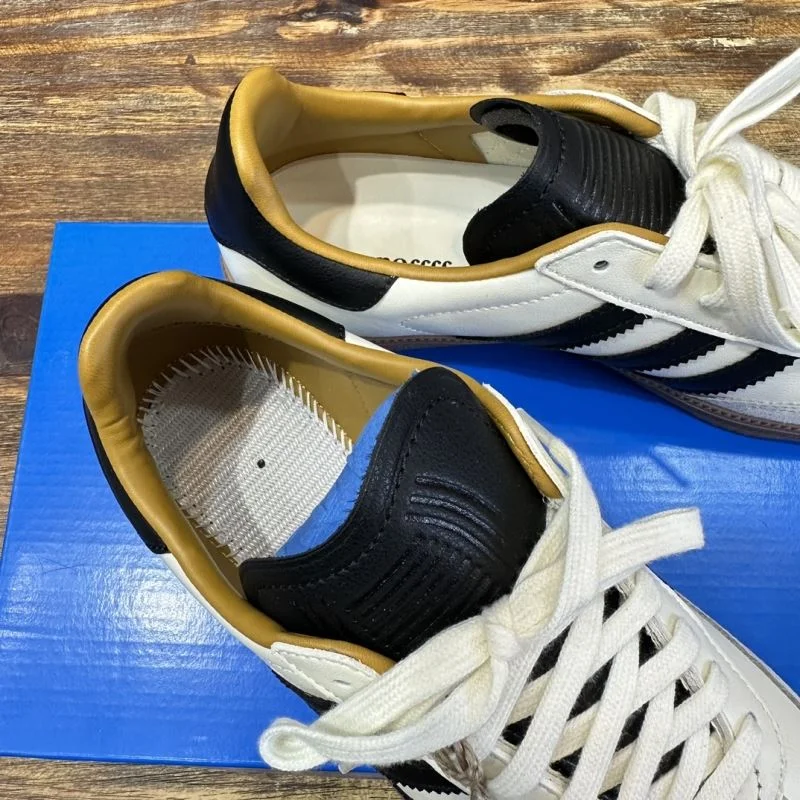 Factory-made Adidas Samba Shoes