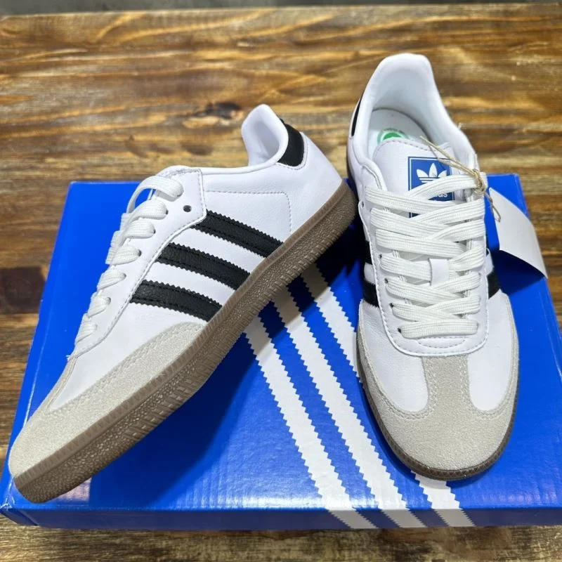 High fidelity Adidas Samba Shoes