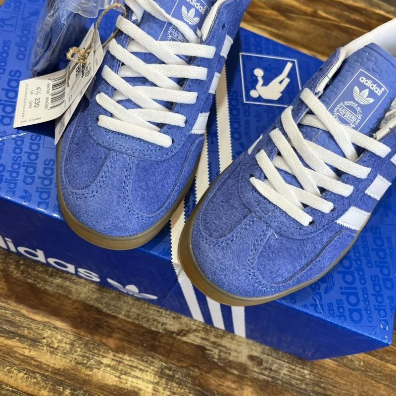Factory-made Adidas Samba Shoes