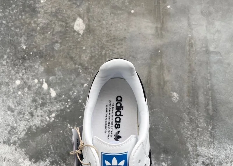 Exact replica Adidas Samba Shoes