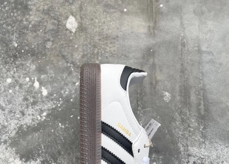 Exact replica Adidas Samba Shoes