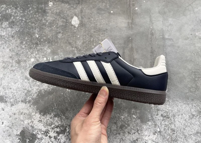 Bargain Adidas Samba Shoes