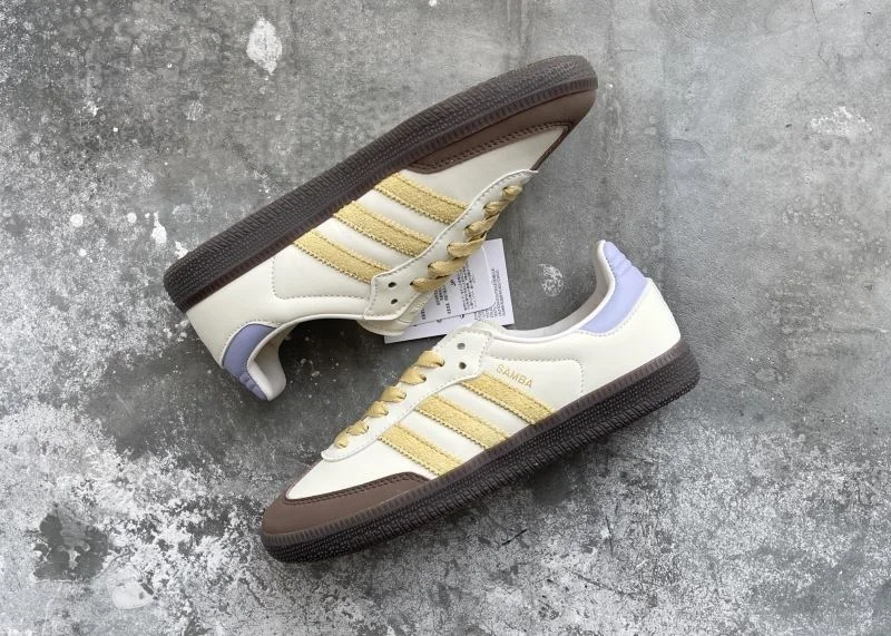 Brand-authenticated Adidas Samba Shoes