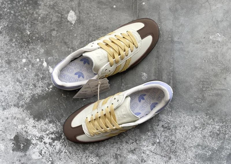 Brand-authenticated Adidas Samba Shoes