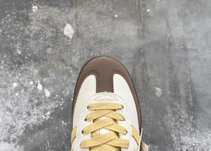 Brand-authenticated Adidas Samba Shoes