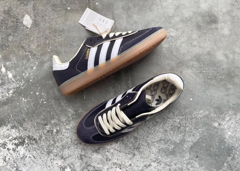 Brand-authenticated Adidas Samba Shoes