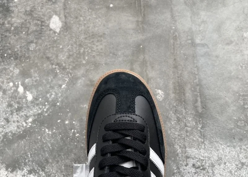 Inexpensive Adidas Samba Shoes