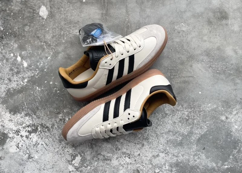 Accurate model Adidas Samba Shoes