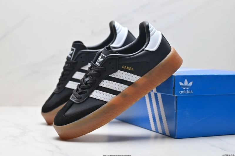 Low-cost Adidas Samba Shoes