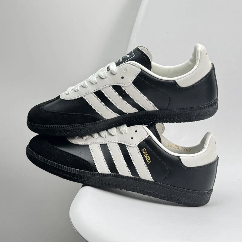 High fidelity Adidas Samba Shoes