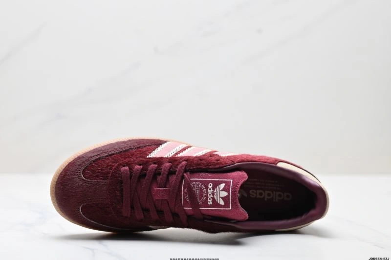 Low-cost Adidas Samba Shoes