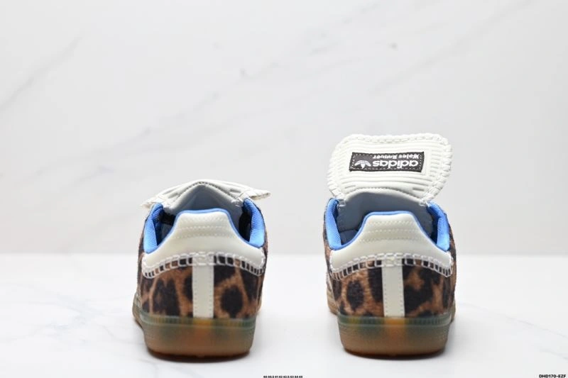 Exact replica Adidas Samba Shoes
