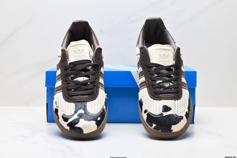 Exact replica Adidas Samba Shoes