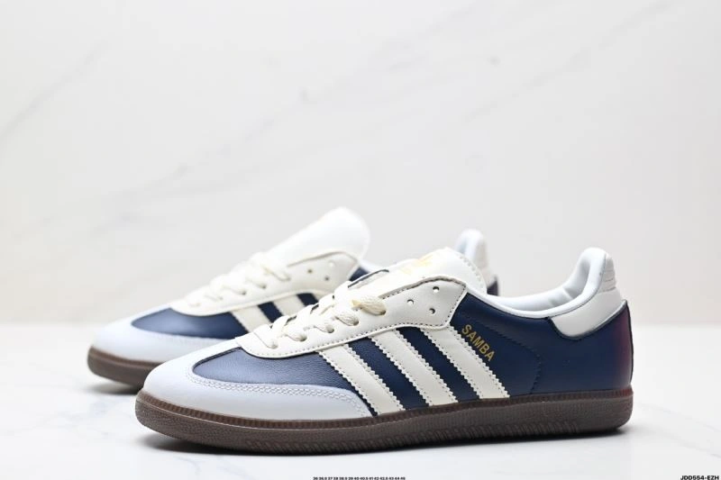 Low-cost Adidas Samba Shoes