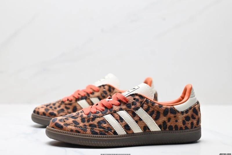 Brand-authenticated Adidas Samba Shoes