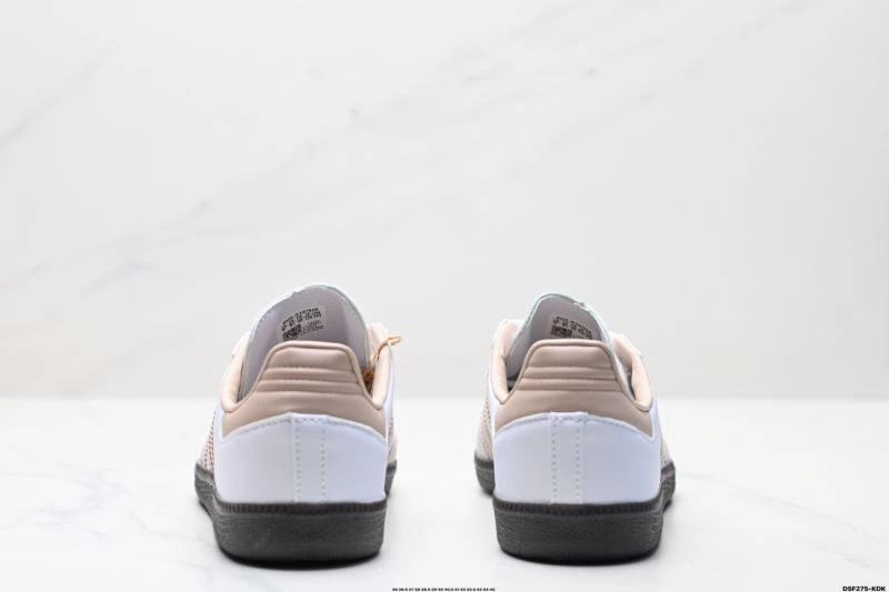 Low-cost Adidas Samba Shoes