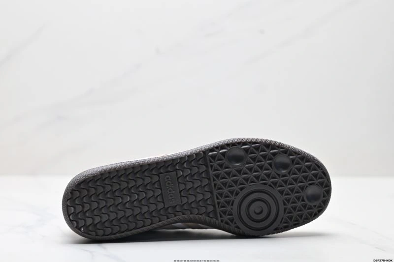 Low-cost Adidas Samba Shoes