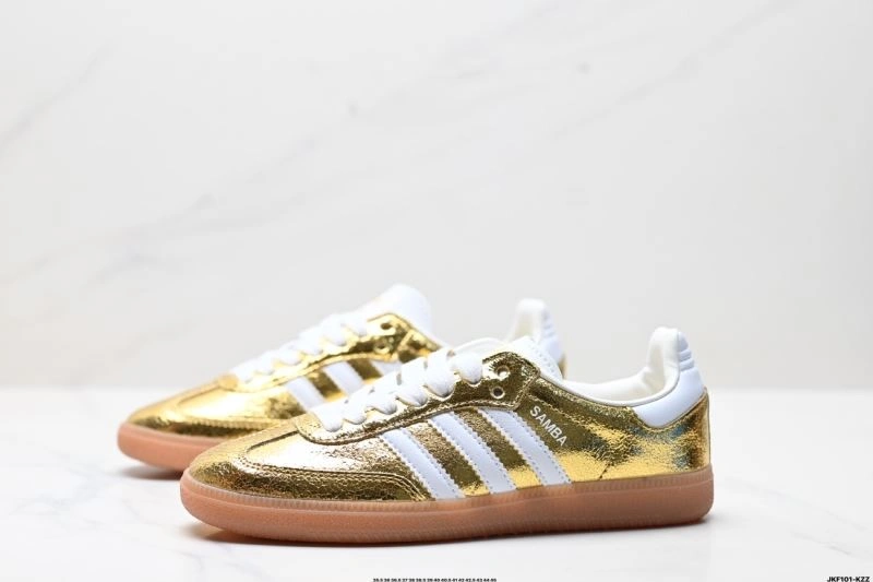 Top mirror Adidas Samba Shoes