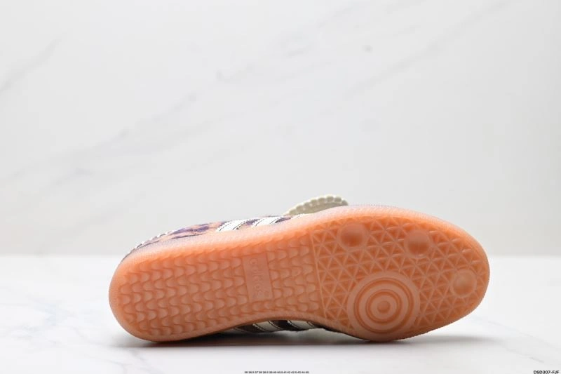 Brand-authenticated Adidas Samba Shoes