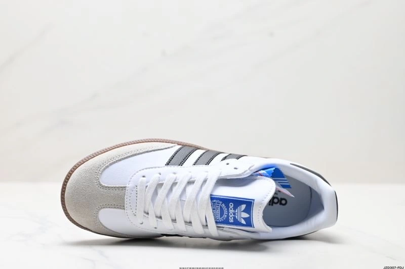 Low-cost Adidas Samba Shoes