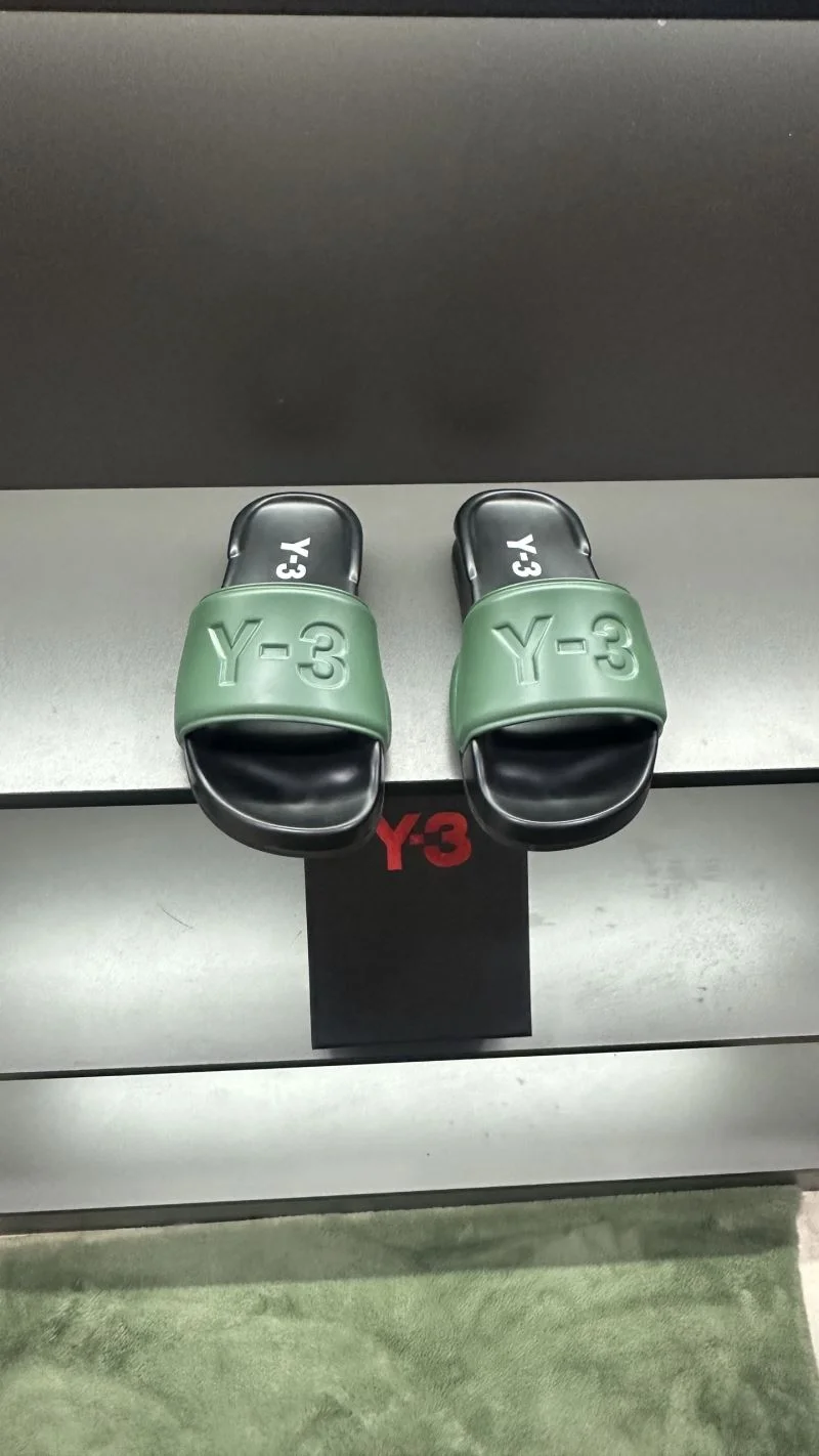 Adidas Slippers