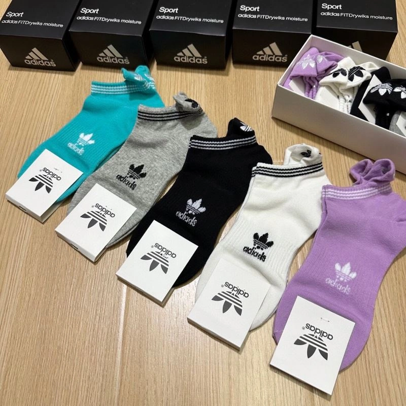Cut-rate Adidas Socks
