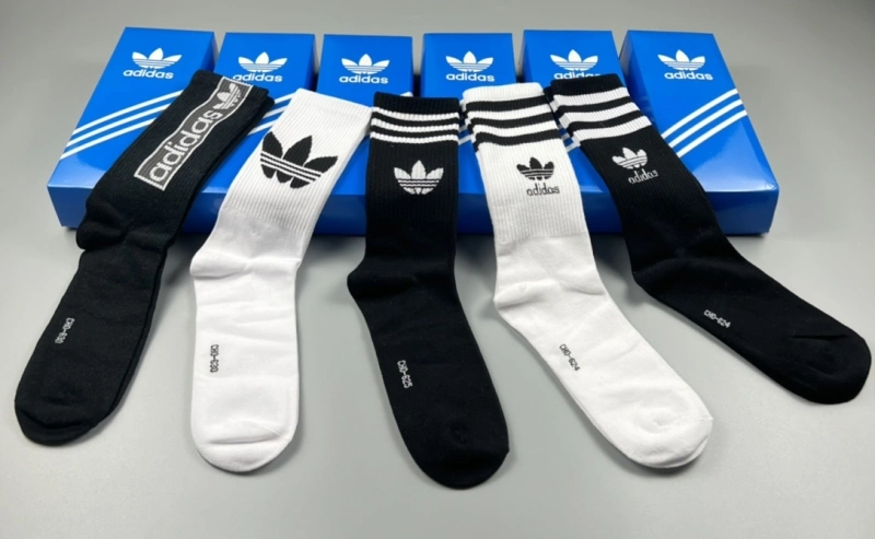 Accurate model Adidas Socks