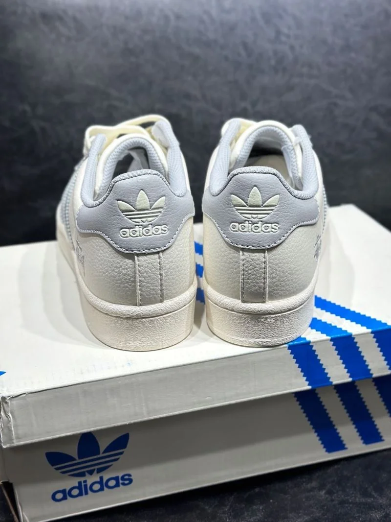Exact replica Adidas Superstar Shoes