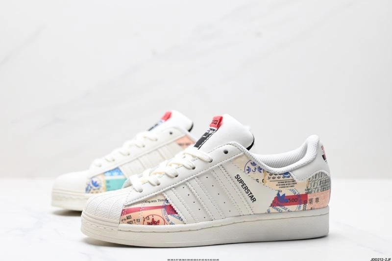 Top mirror Adidas Superstar Shoes