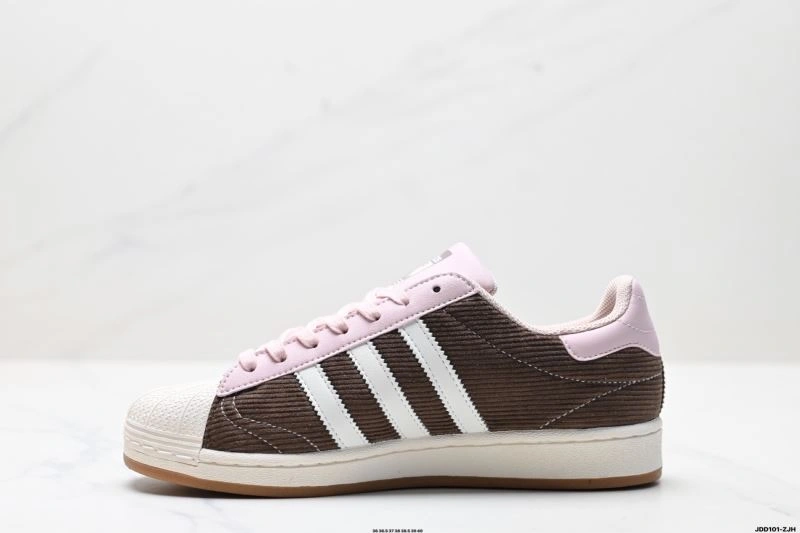 Top match Adidas Superstar Shoes