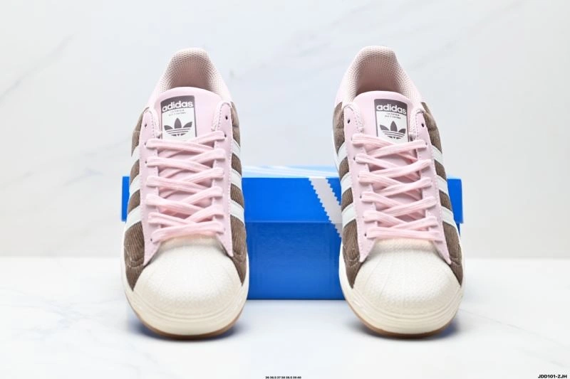 Top match Adidas Superstar Shoes