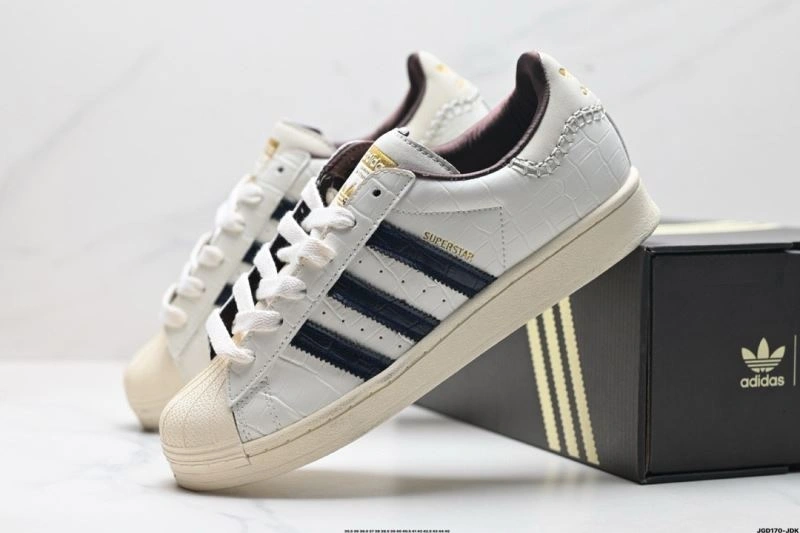 Top match Adidas Superstar Shoes