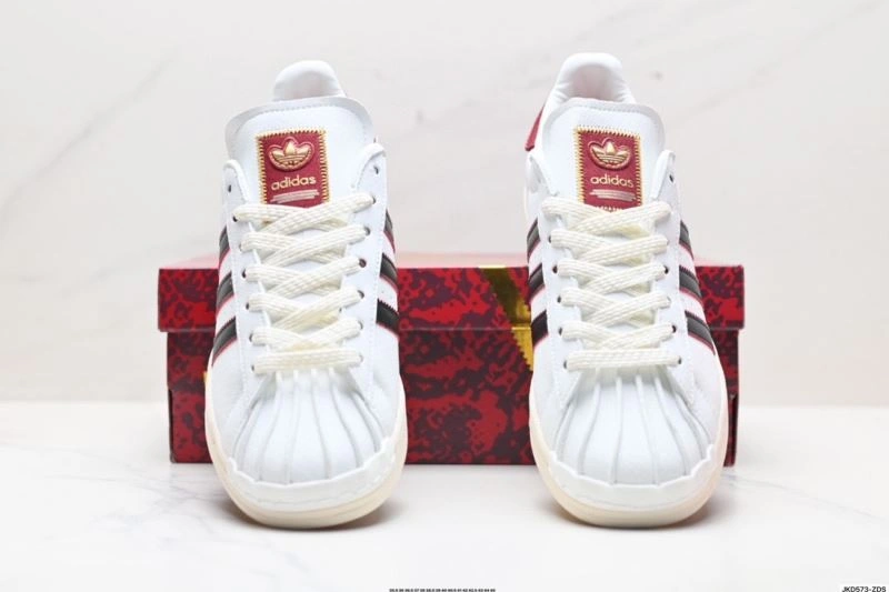 Cut-rate Adidas Superstar Shoes